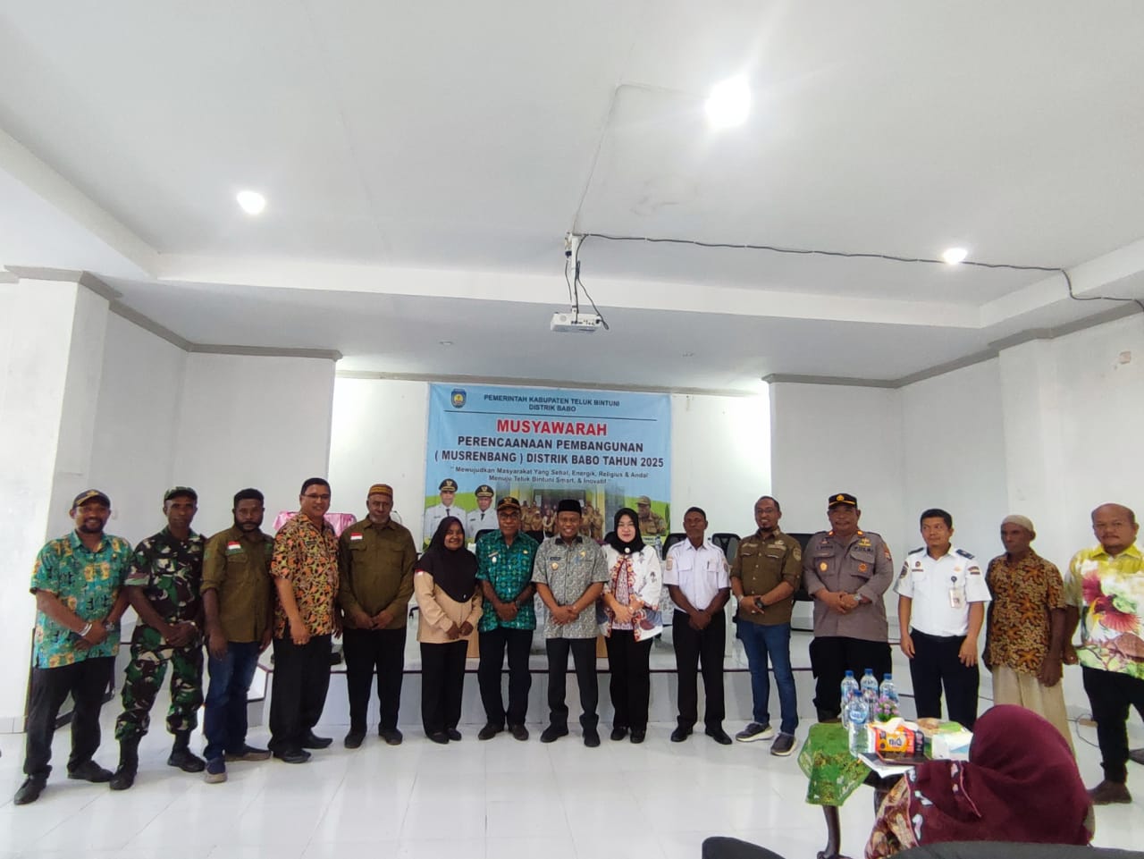 Buka Musrembang Tingkat Distrik Babo Tahun 2025, Wabup Joko Lingara ...